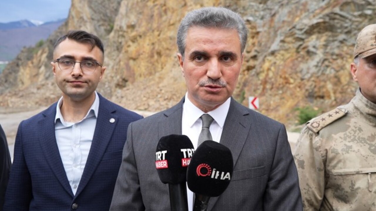 Vali Baruş: Torul-Kürtün yolu uzun bir süre kullanılamayabilir